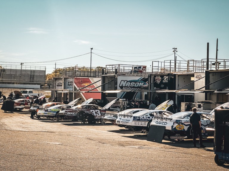Over 100 Cars Adorn Snowball Derby and Snowflake 100 Entry Lists ...