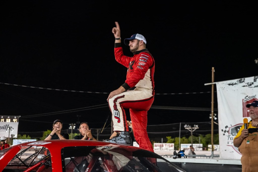 Anthony Bello Scores First Nashville Pro Late Model Win – Liberty ...